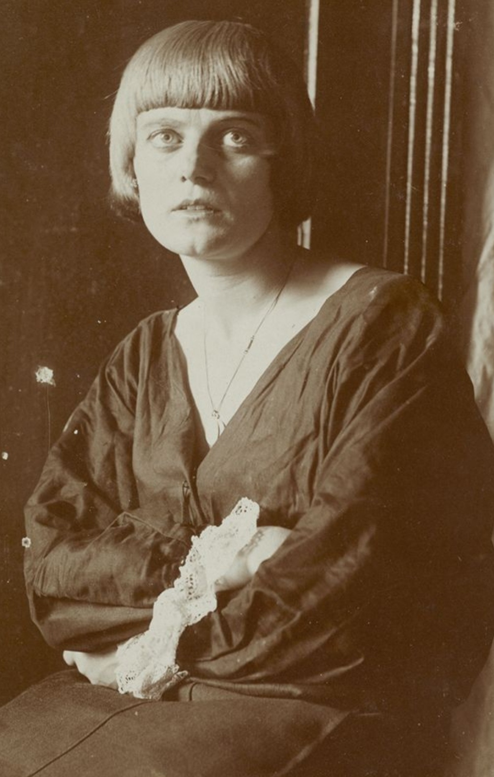 Emmy Hennings | DantéBéa